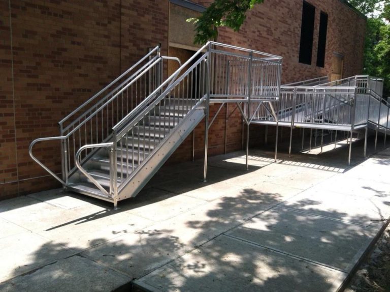 Modular Steps and Landings | American Access Ramps | Wheelchair Ramps